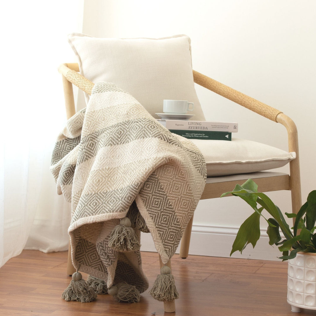 Zoe Oversized Wide Striped Throw – VinBohême
