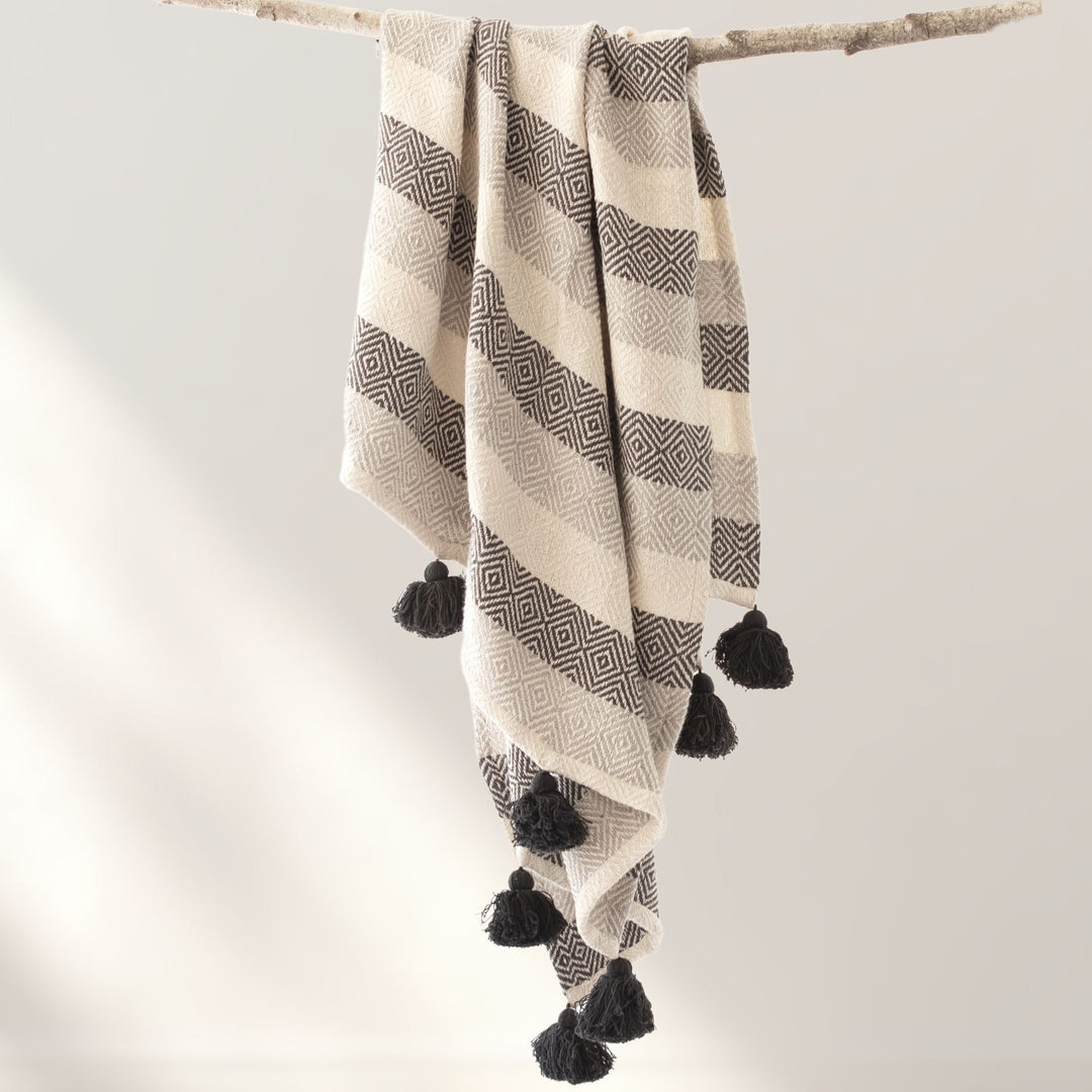 Zoe Oversized Wide Striped Throw – VinBohême